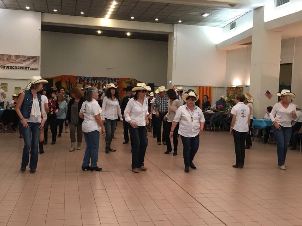 Belle soirée avec "Cowboy Strut" sous le Cours à Grasse