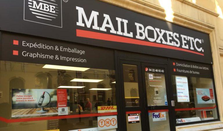 Installation de MAIL BOXES ETC au cœur de notre centre historique